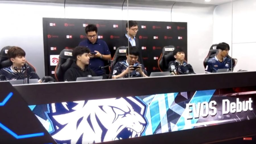 EVOS Debut โดนเรียกตักเตือน หลังทำผิดกฏการเเข่ง Pro League SS3 | GamingDose