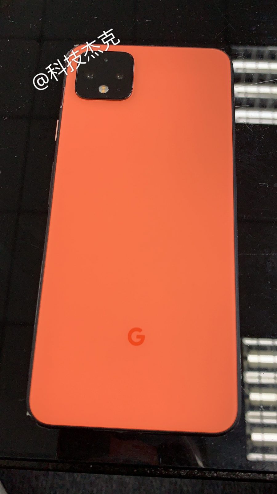 หลุดภาพ Google Pixel 4 สีใหม่ ขาว ดำ และส้ม Coral | GamingDose