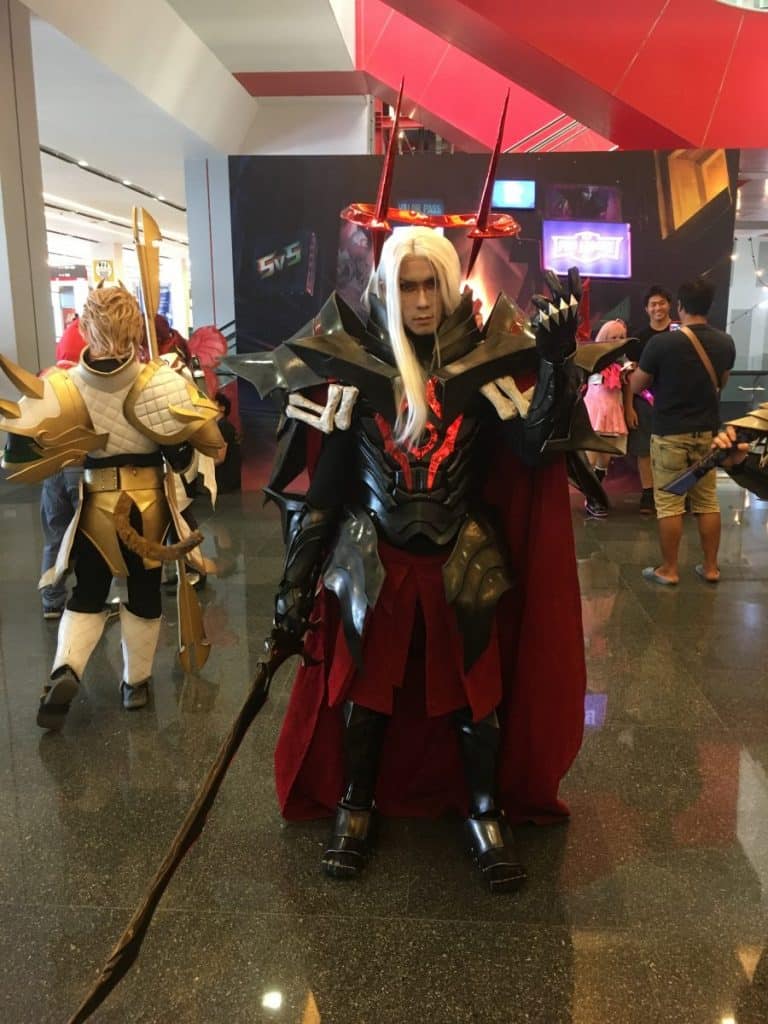 ชมบรรยากาศ และ Cosplay สวย ๆ ประจำงาน RoV : Pro League Season 4 ...