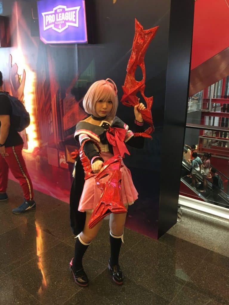 ชมบรรยากาศ และ Cosplay สวย ๆ ประจำงาน RoV : Pro League Season 4 ...