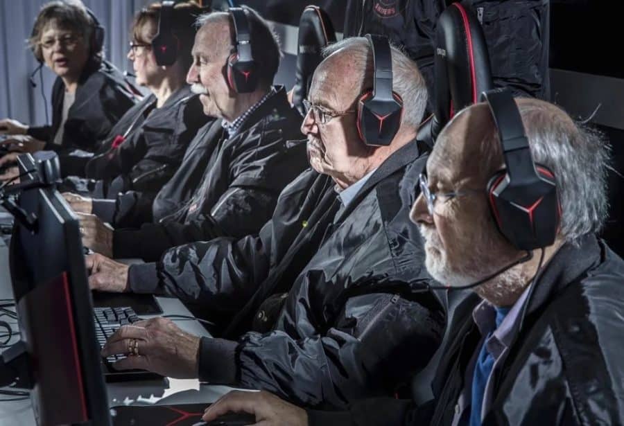 ผลสำรวจเผย ผู้สูงอายุในอเมริกาเริ่มเล่นเกมบน PC และมือถือมากขึ้น ...