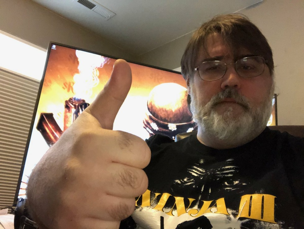 Mike Watson หรือ IdolNinja นักพัฒนาม็อดเกม Saints Row 2 อันโด่งดังและ ...