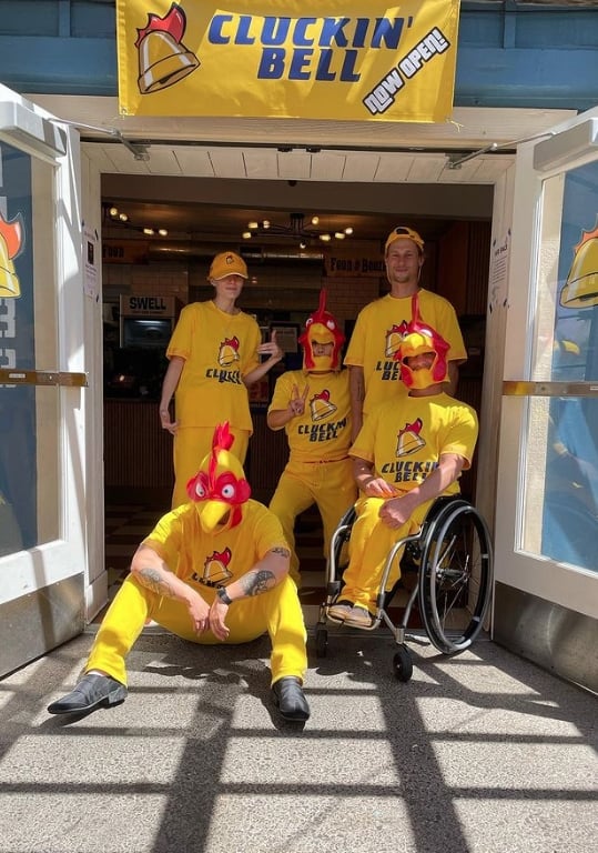 ร้านฟาสต์ฟู้ดจักรวาล GTA 'Cluckin’ Bell' ในชีวิตจริง ถูกสั่งให้ยุติ ...